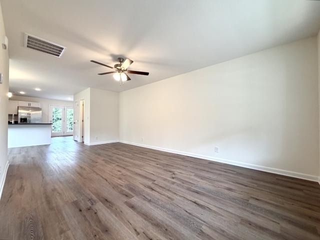 929 Peaceful Pl