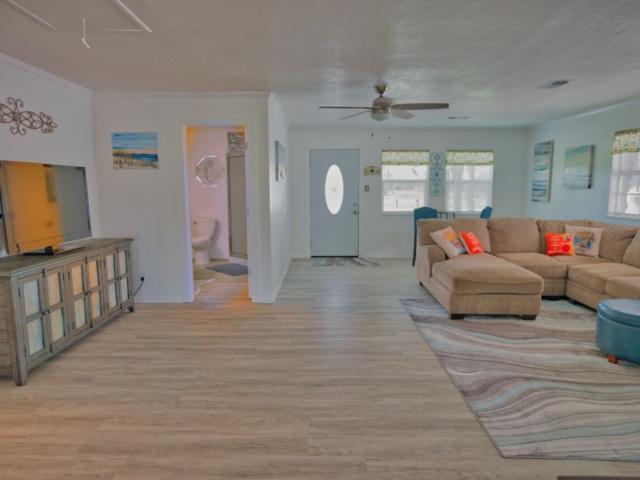 929 Private Road 652