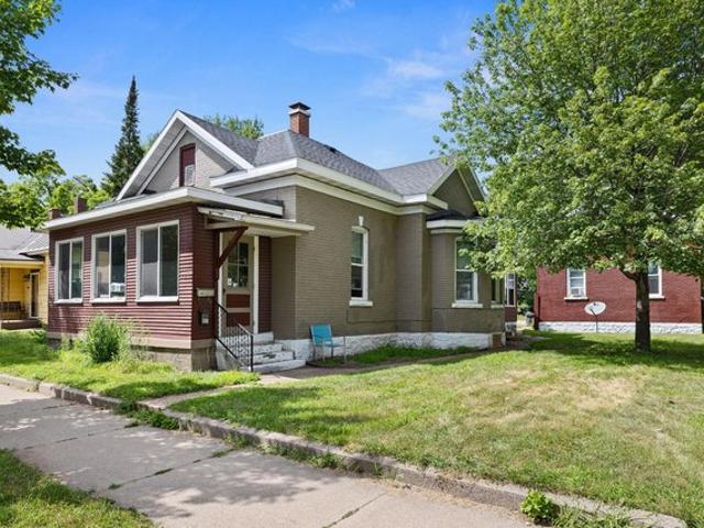 929 Redfield St Unit 931, La Crosse, WI 54601