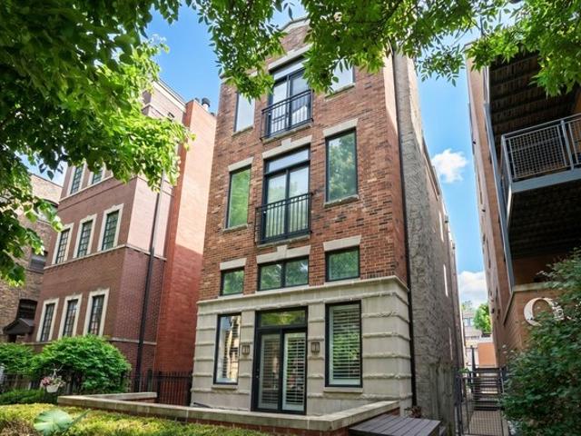 929 W George St Apt 3, Chicago, IL 60657