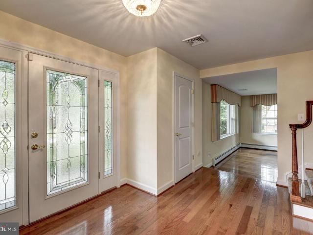 929 Woburn Court