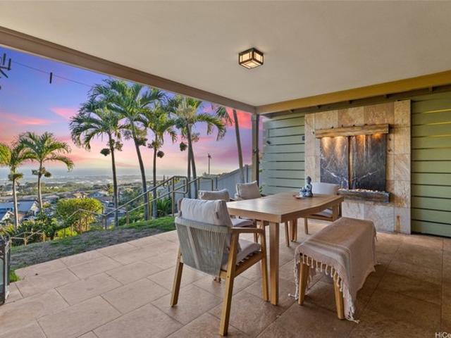 92 4998 Limukele St, Kapolei, HI 96707