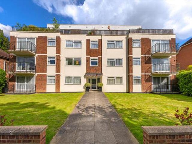 92 94 Holden Road, Barchester Lodge, Woodside Park, 2 Bedroom Apartment