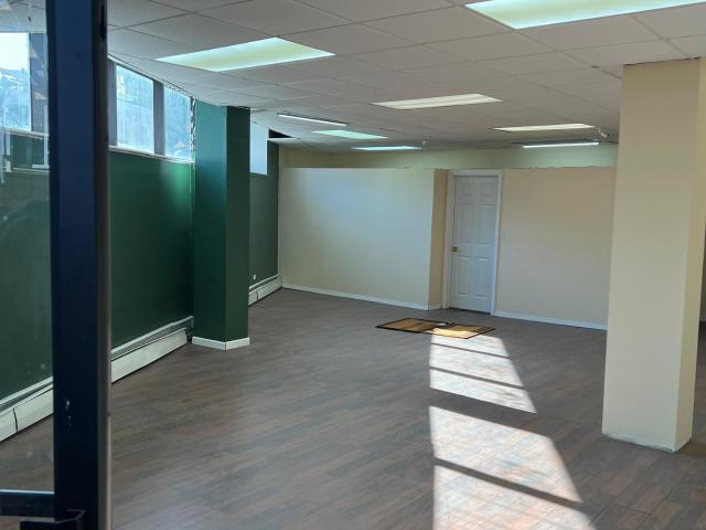 92 29 Queens Boulevard CU7