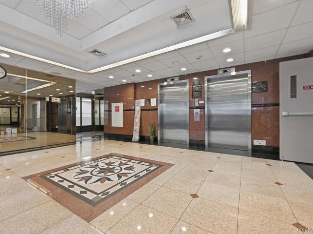 92 29 Queens Boulevard, Unit 16H