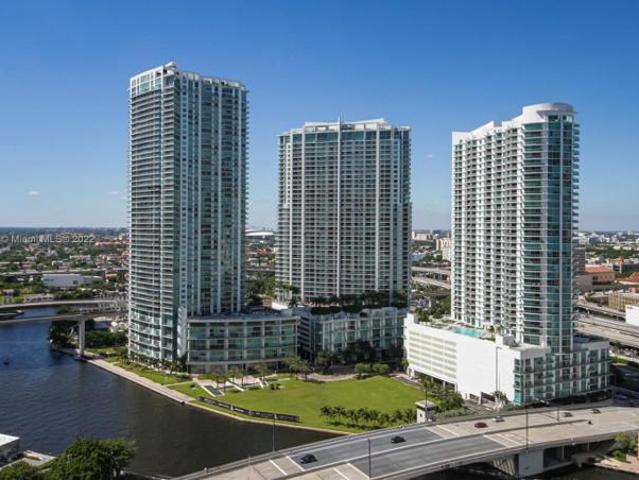 92 3rd St SW #2009, Miami, FL 33130
