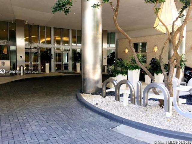 92 3rd St SW #4409, Miami, FL 33130
