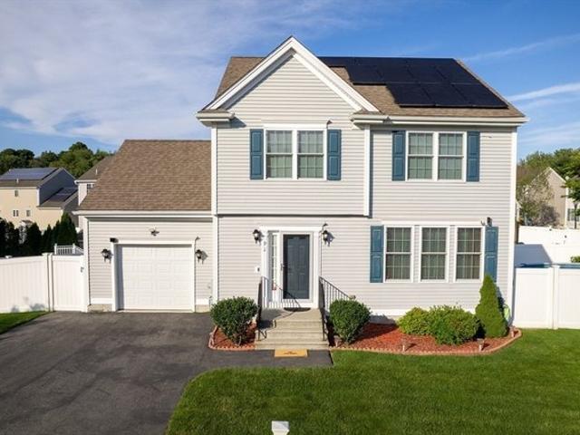 92 Tarkiln Pl, New Bedford, MA 02745