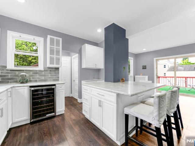 92 Union Avenue