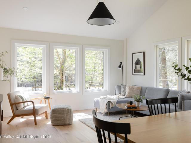 92 Upper Cherrytown Rd, Kerhonkson, NY 12446 | MLS #20261 | Compass