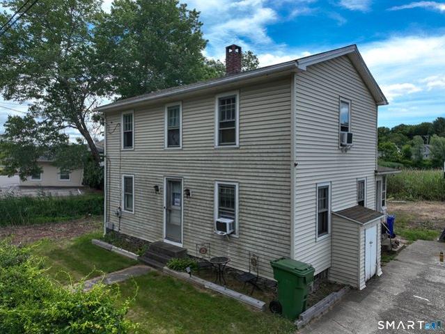 92 Water St, Chester, CT 06412