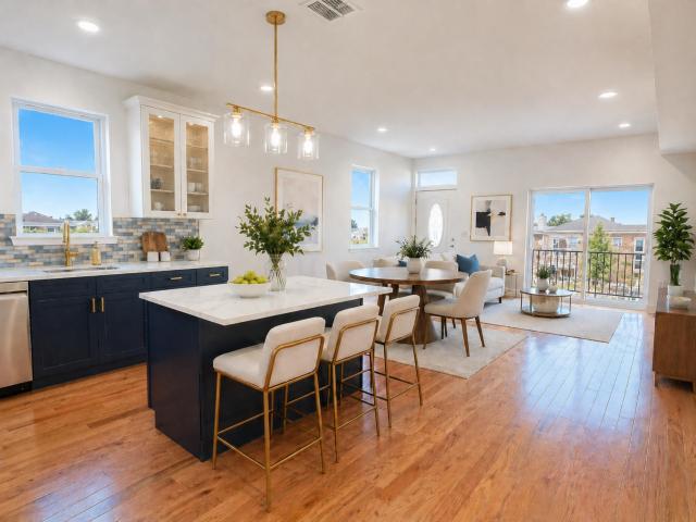 92 West 6Th St # 2