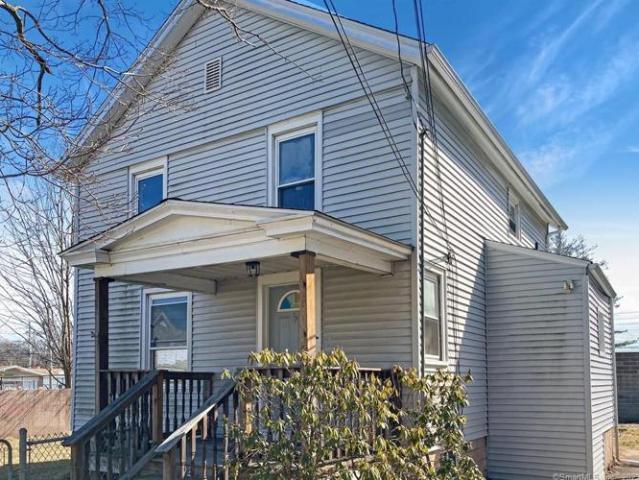 92 Wharton Pl, West Haven, CT 06516