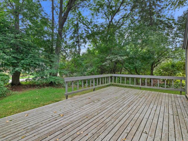92 Woodfield Ct