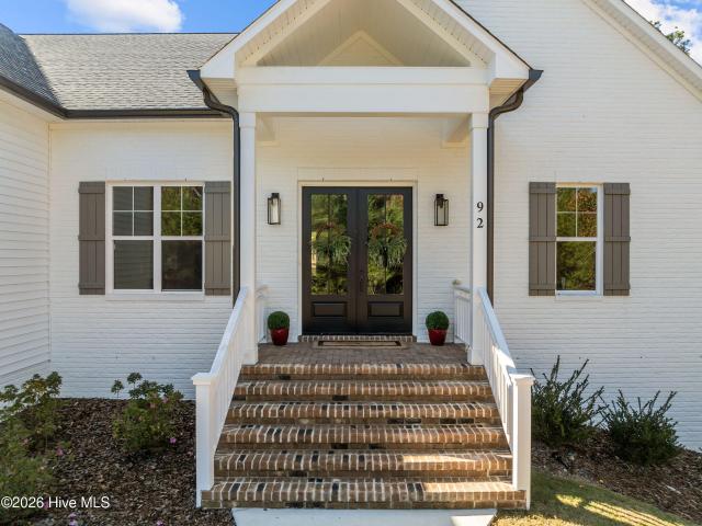 92 Woodland Circle