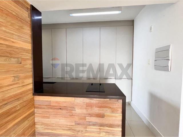 92 Área Útil Apartamento Alugar, 3 Dormitórios localizado em Rua Alfredo Gomes de Oliveira, 247, Jardim Armação, Salvador, Bahia, 41750 090 | Brasil