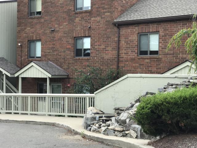 92 Cedar St 1 bed, 1 full bath