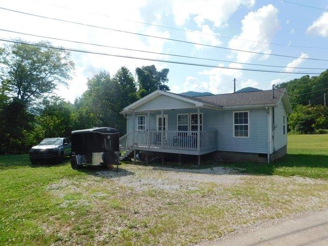 92 Coal Bucket Rd, Coldiron, KY 40819