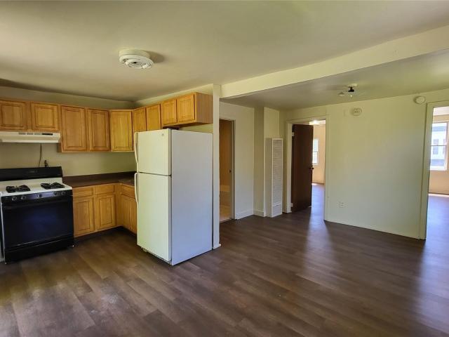 92 E Main Street 2