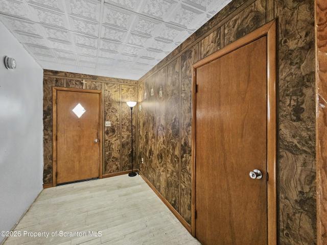 92 Fallbrook # 1st Fl