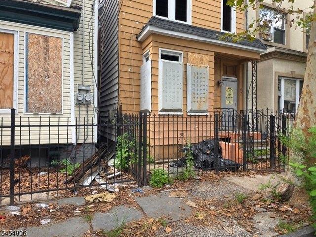 92 Garside St, Newark, NJ 07104