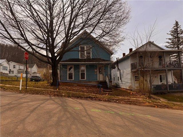 92 High St, Bradford, PA 16701