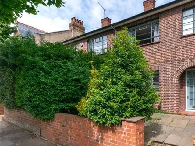 92 Keslake Road, Brondesbury Park, London, NW6 6DG, United Kingdom | 3 bed townhouse for rent #116541275 | Rentberry