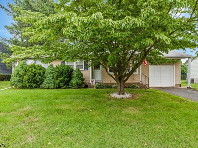 92 Louise Dr