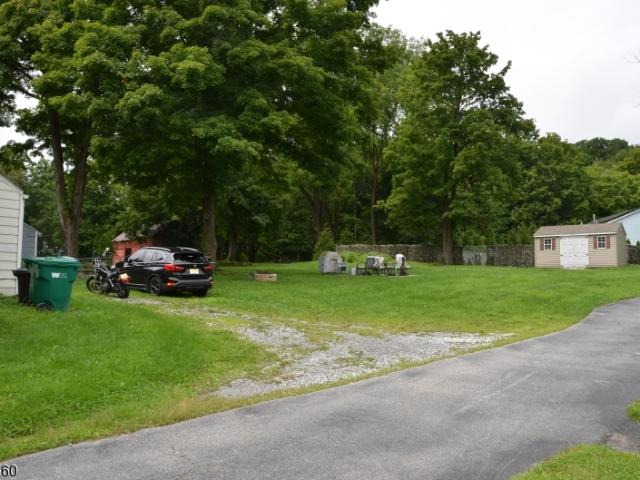 92 Newton Ave