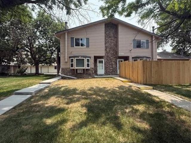 92 Newark St Unit C, Aurora, CO 80012