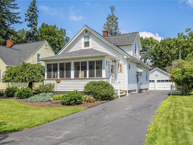 92 Orchard Dr, Rochester, NY 14618