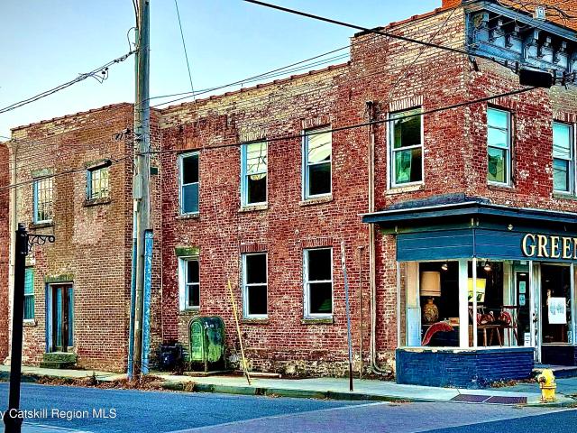 92 Partition St, Saugerties, NY 12477 | MLS #20256