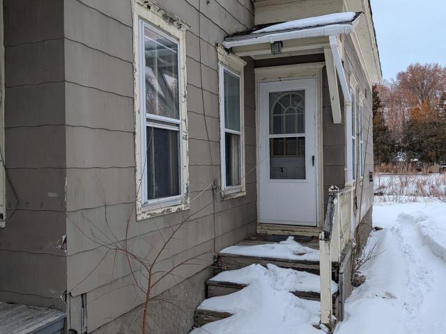92 Reid Street