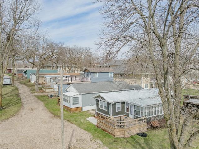 92 Rohr St. 5