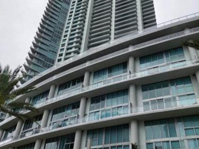 92 SW 3rd St #2404 Miami, FL 33130