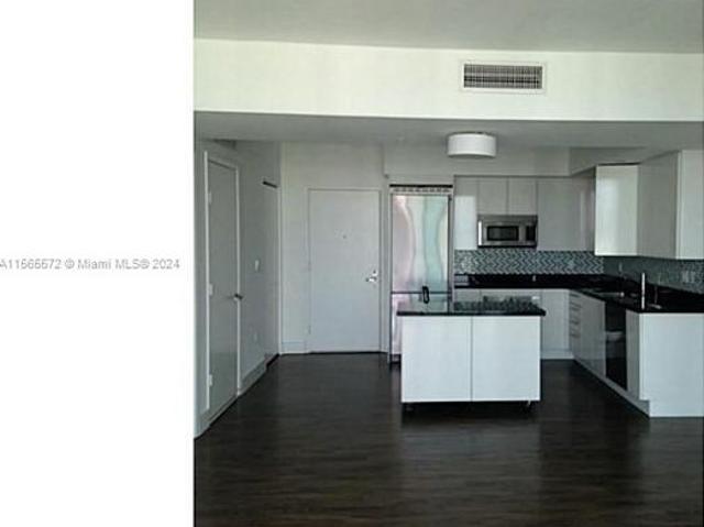92 SW 3rd St #5012, Miami, FL 33130