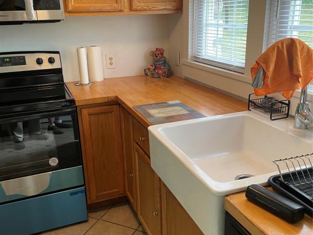 92 Stein Road 4