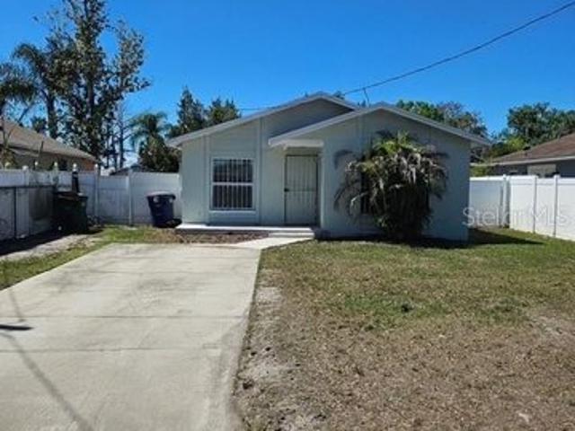 9304 N Elmer St, Tampa, FL 33612