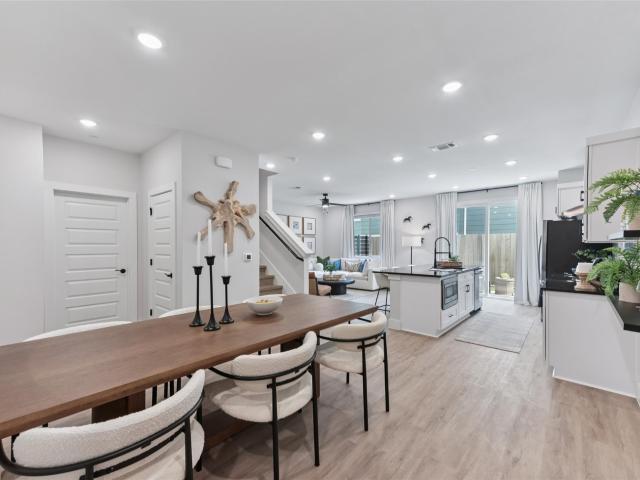 9304 Felix Sparke Dr