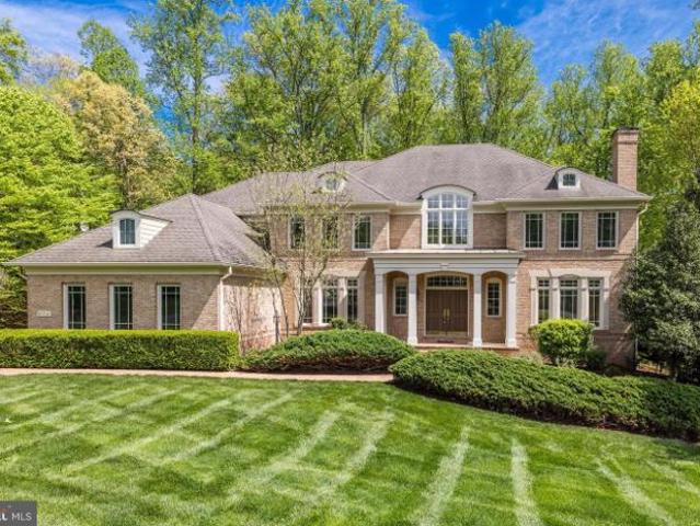 9304 Fitz Folly Dr, Great Falls, VA 22066