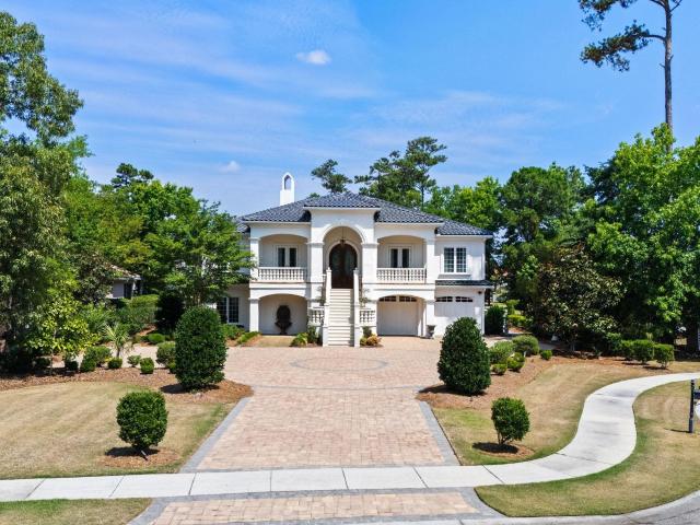 9305 Marina Pkwy