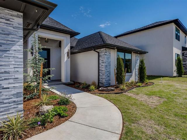 9305 NW 84th Street