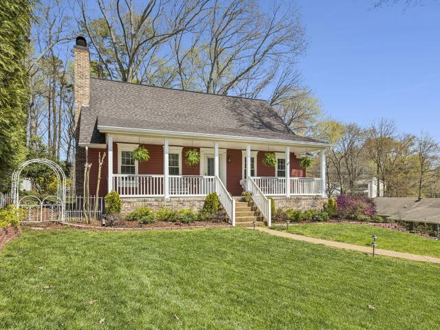9306 W Ridge Trail Rd, Soddy Daisy, TN 37379 | MLS #1530 | Compass