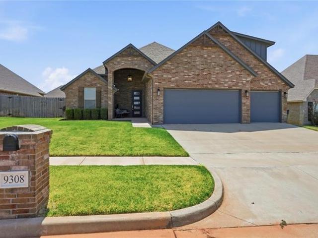 9308 SW 40th St, Oklahoma City, OK 73179