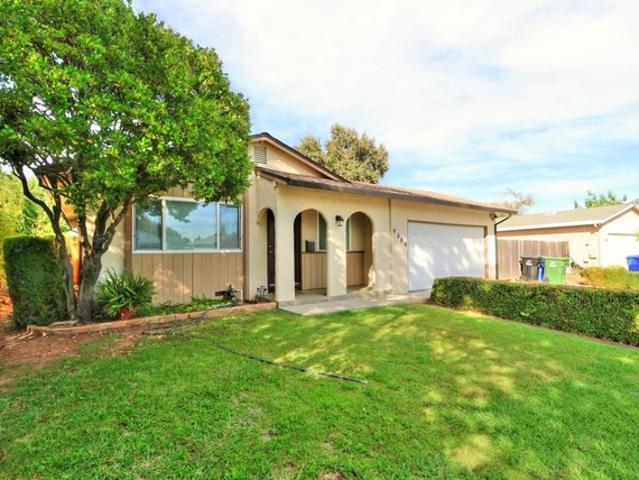 9309 Lujan Dr, Elk Grove, CA 95624