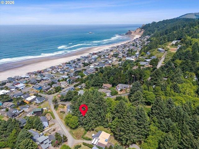 9300 NE Port Dr, Lincoln City, OR 97367