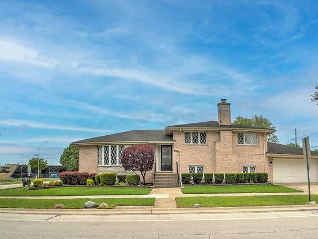 9300 Austin Ave, Oak Lawn, IL 60453