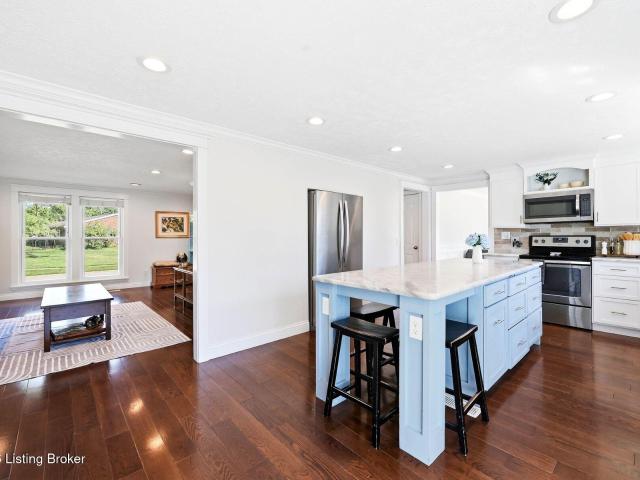 9300 Apple Orchard Pl