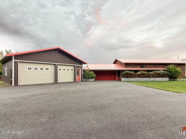 9300 E Boyd Rd, Palmer, AK 99645