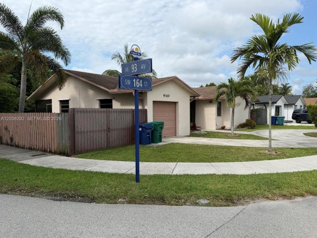 9300 SW 164th St, Palmetto Bay, FL 33157 | MLS #A12006